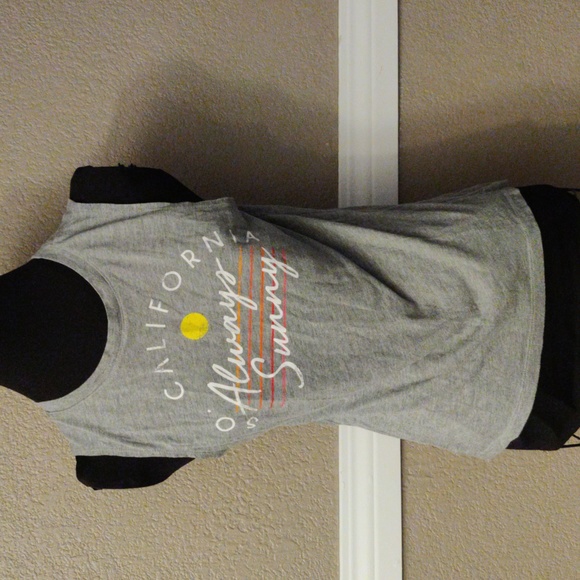 Modern Lux | Tops | Modern Lux California Tank Top | Poshmark